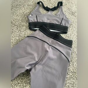 ALO Yoga | Pants & Jumpsuits | Alo Yoga Leggings And Top Set | Poshmark